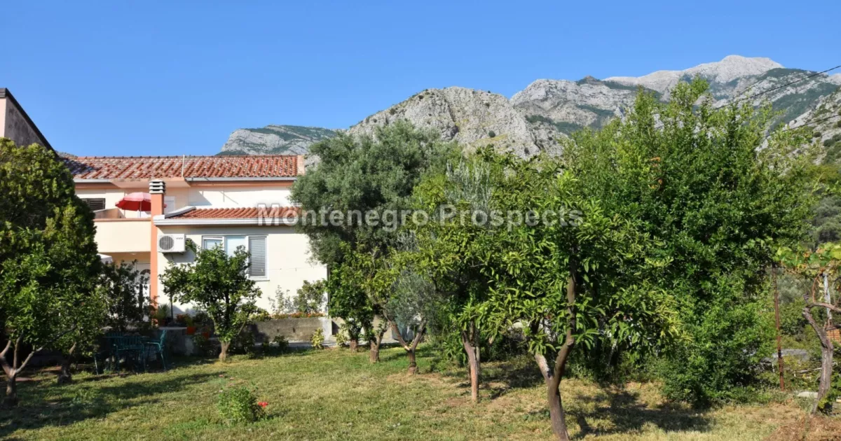 House with nice plot in Stari Bar | Montenegro Prospects